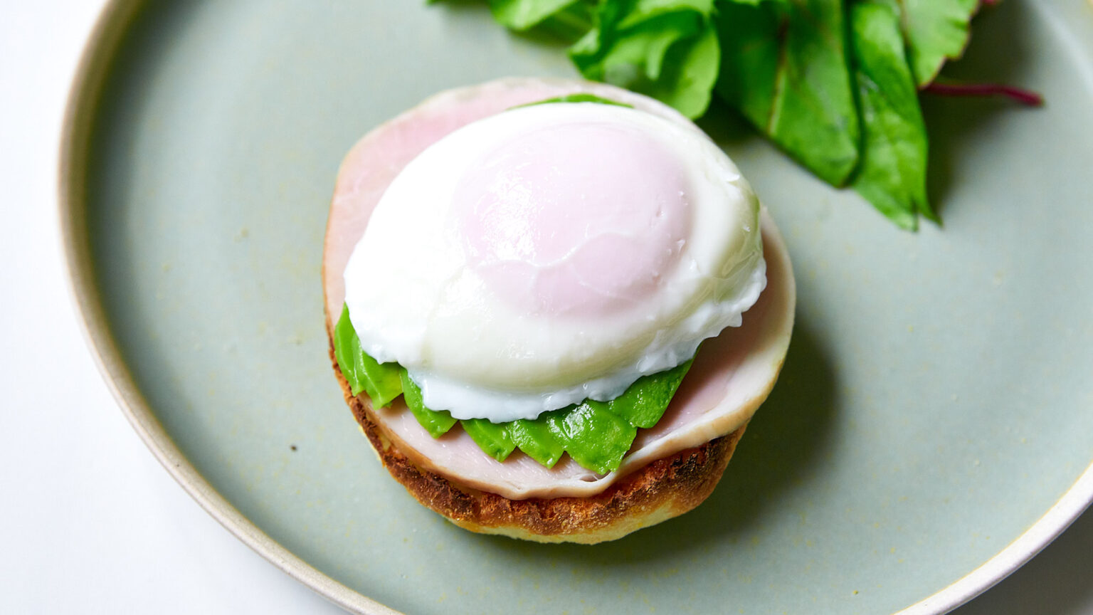 Eggs Benedict Recipe - How to make the best eggs benny
