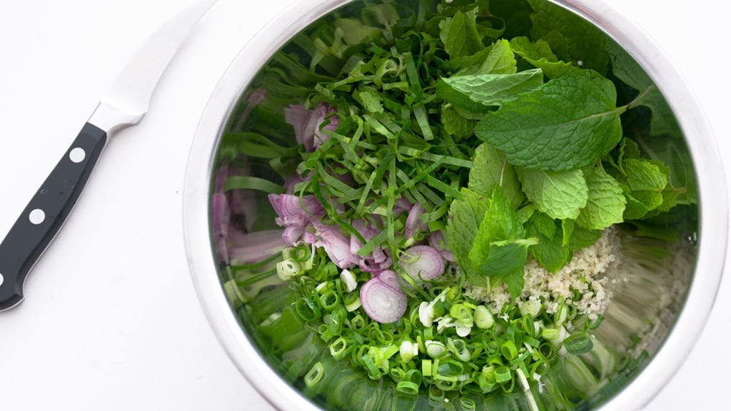 Larb Mu Recipe (ลาบหมู)