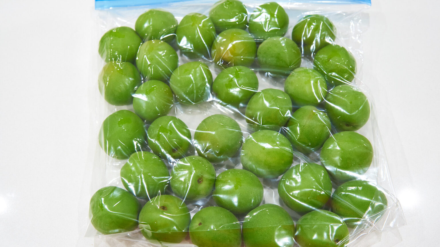 Ume Juice (梅ジュース) - How to make Japanese Plum Juice