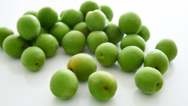 Ume Juice (梅ジュース) - How to make Japanese Plum Juice
