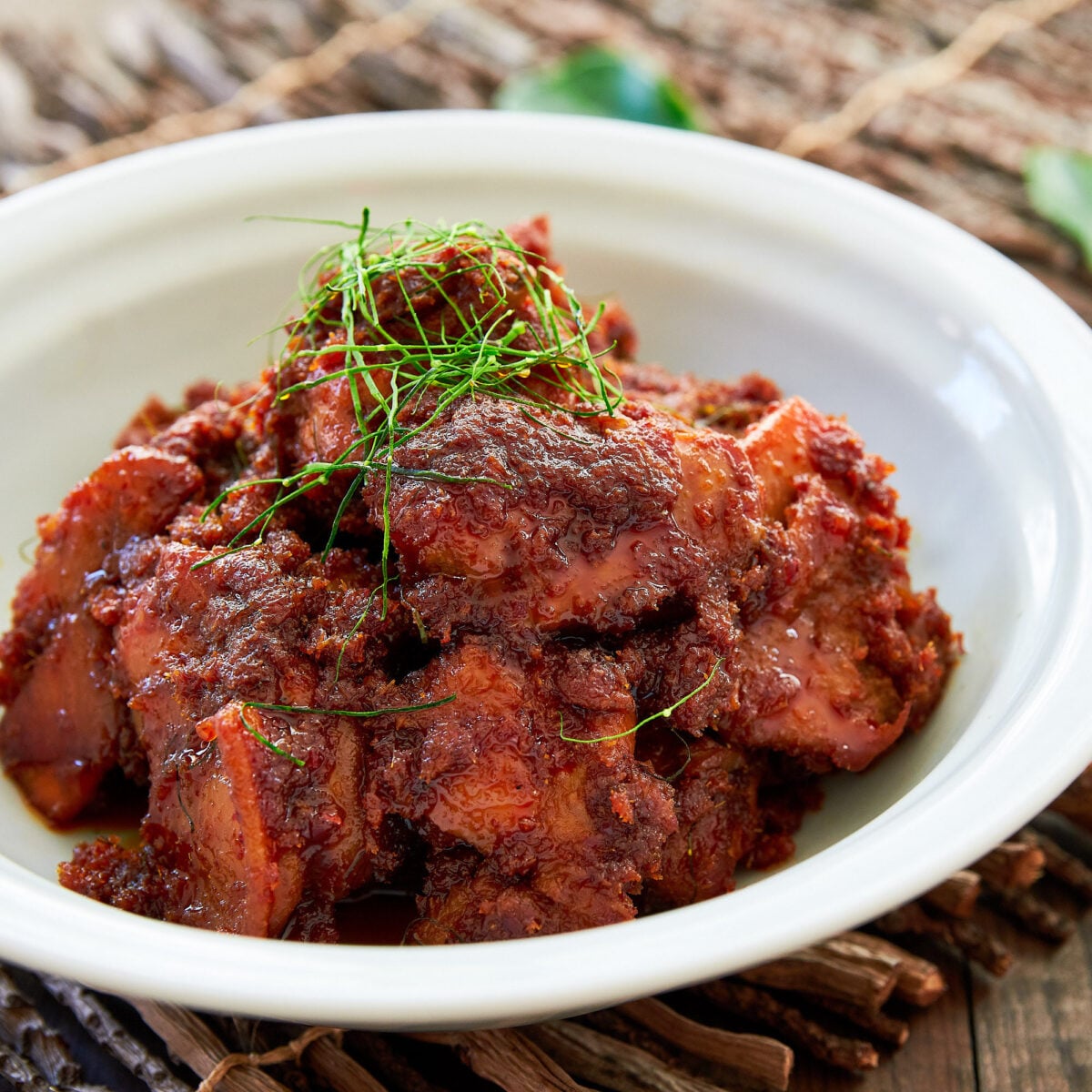 Best Chicken Rendang Recipe (Indonesian Rendang Ayam)
