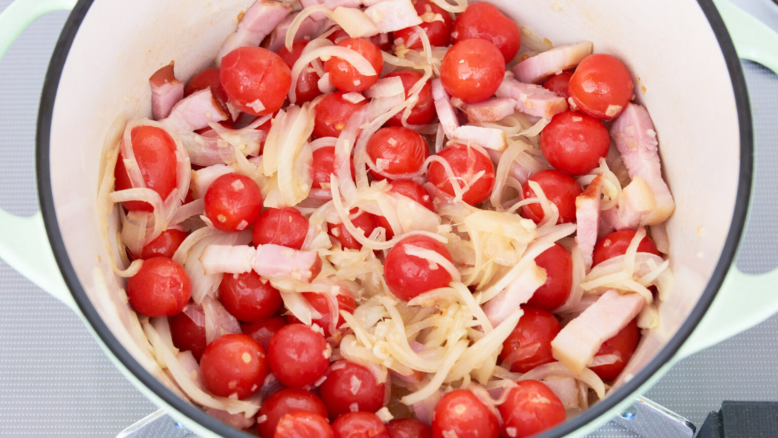 No-Fuss Cabbage And Chicken Stew Recipe