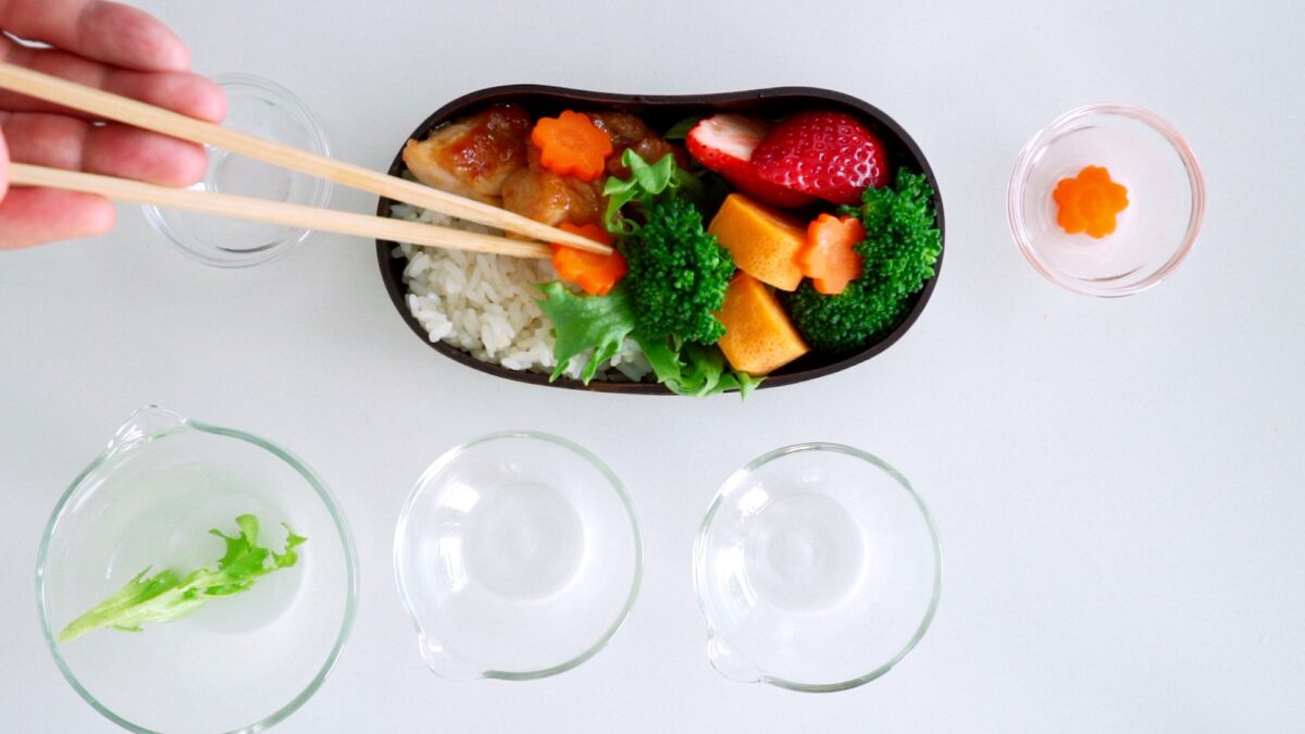Ginger Chicken Bento Recipe - How to Pack a Bento Lunch