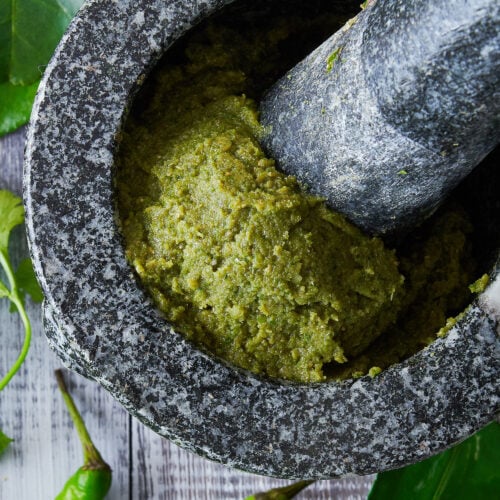 Green Curry Paste (พริกแกงเขียวหวาน - Prik Gaeng Kiew Wan)