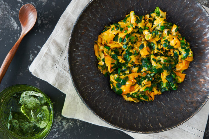 Niratama Recipe (ニラ玉) - Scrambled Chinese Chives & Eggs