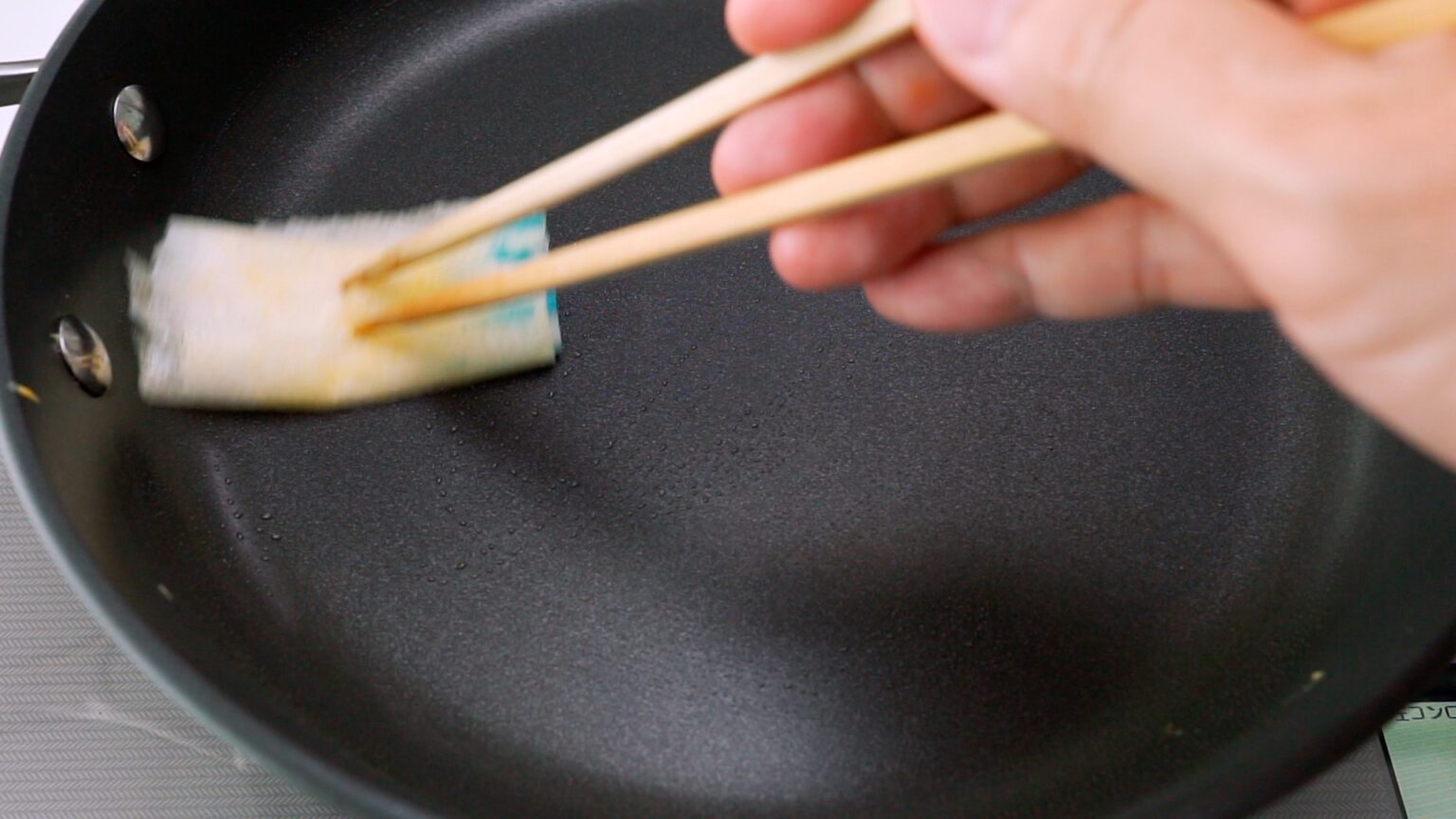 Kinshi Tamago (Japanese Shredded Egg Threads)