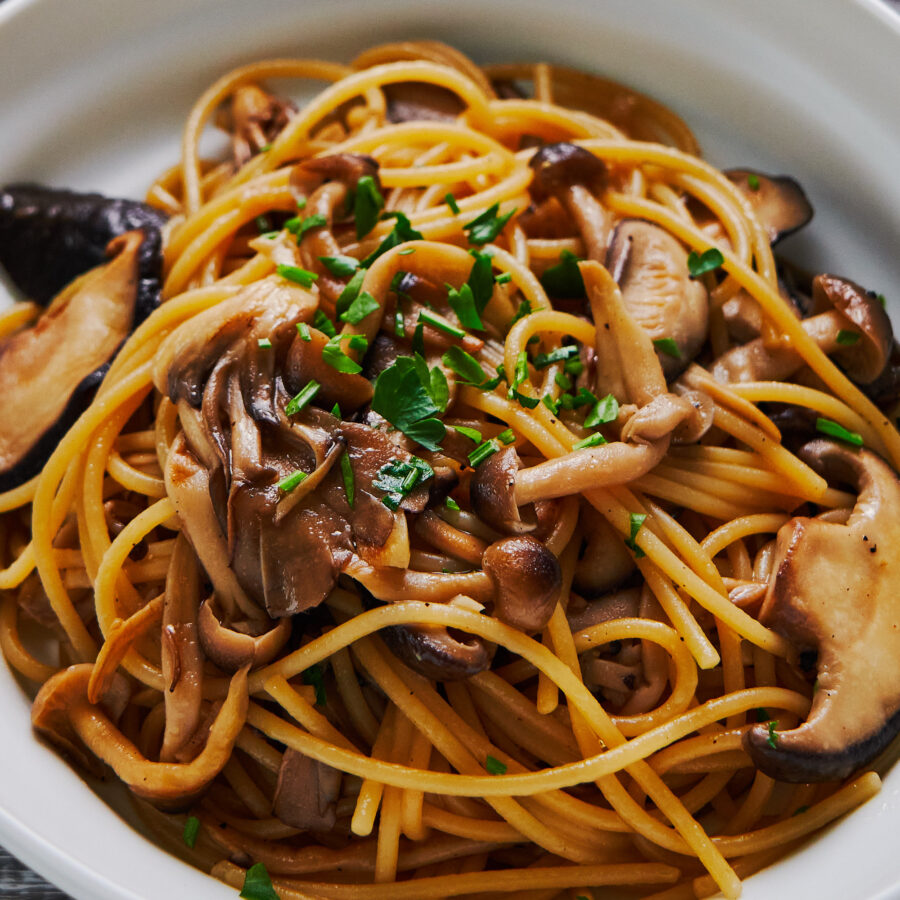 Butter Soy Sauce Pasta with Mushrooms - Japanese Pasta