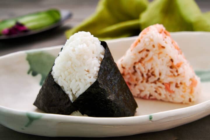 Mom's Salmon Onigiri Recipe - Step-by-Step